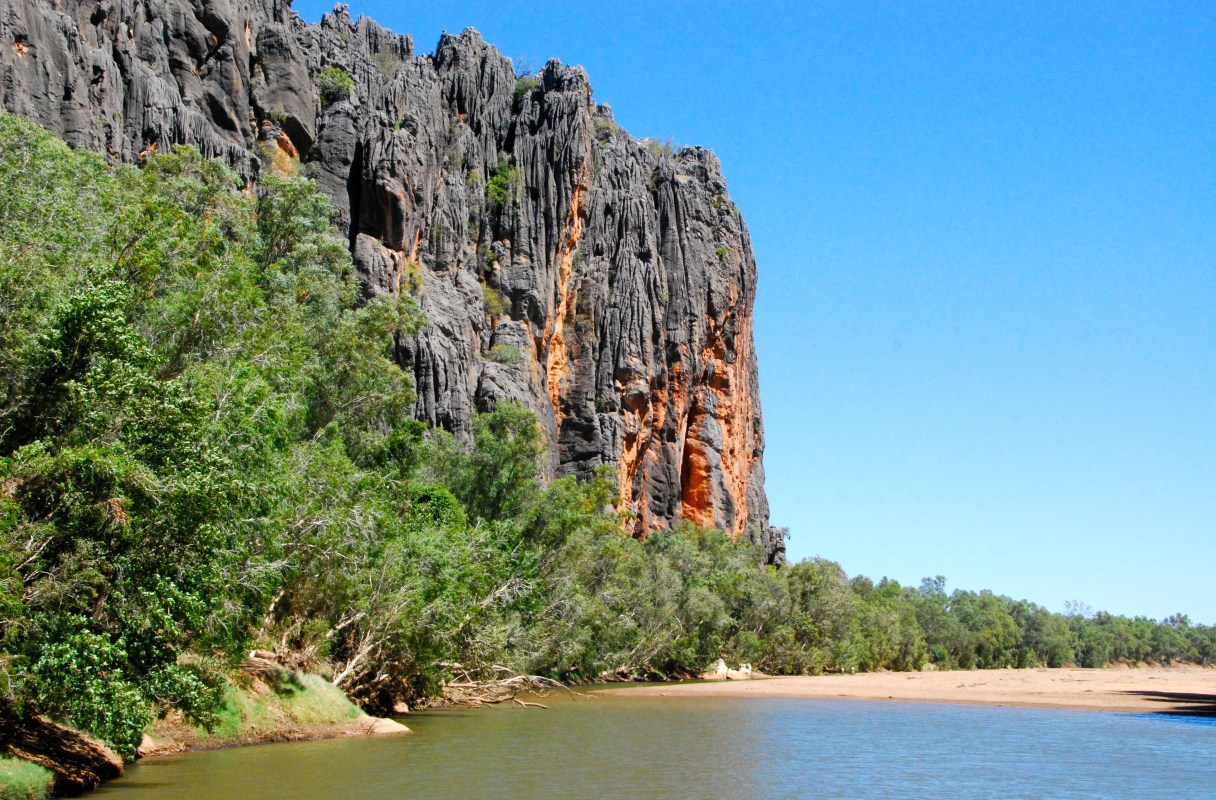 In the footsteps of Jandamarra, an indigenous folk hero | A Glass Half Full
